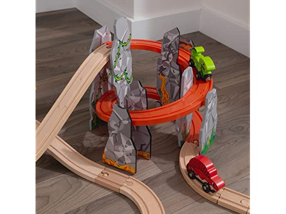 Adventure Tracks Dinosaur World