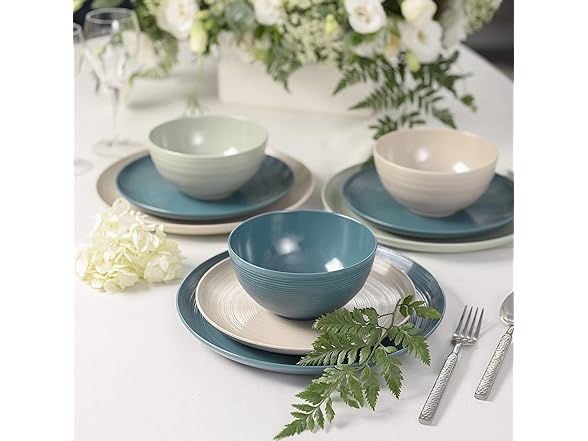 Zak Designs Dinnerware Sets for Indoors