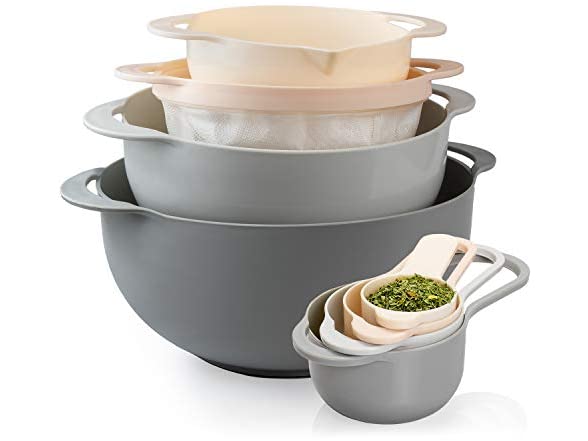 Measuring Cups Colander and Sifter Set