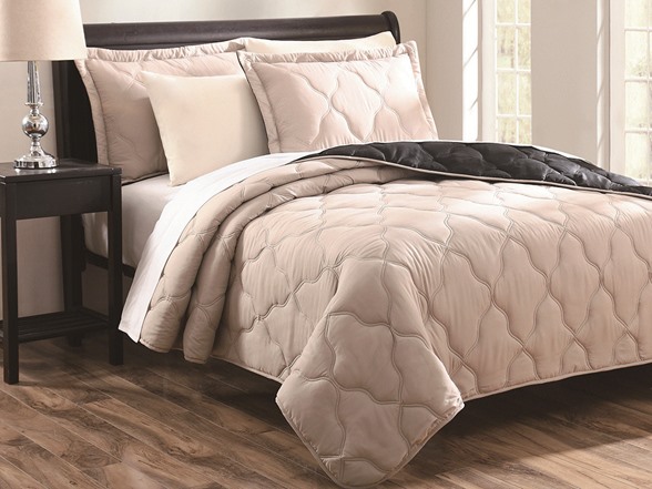Parker 3 pc Oval Quilt Set